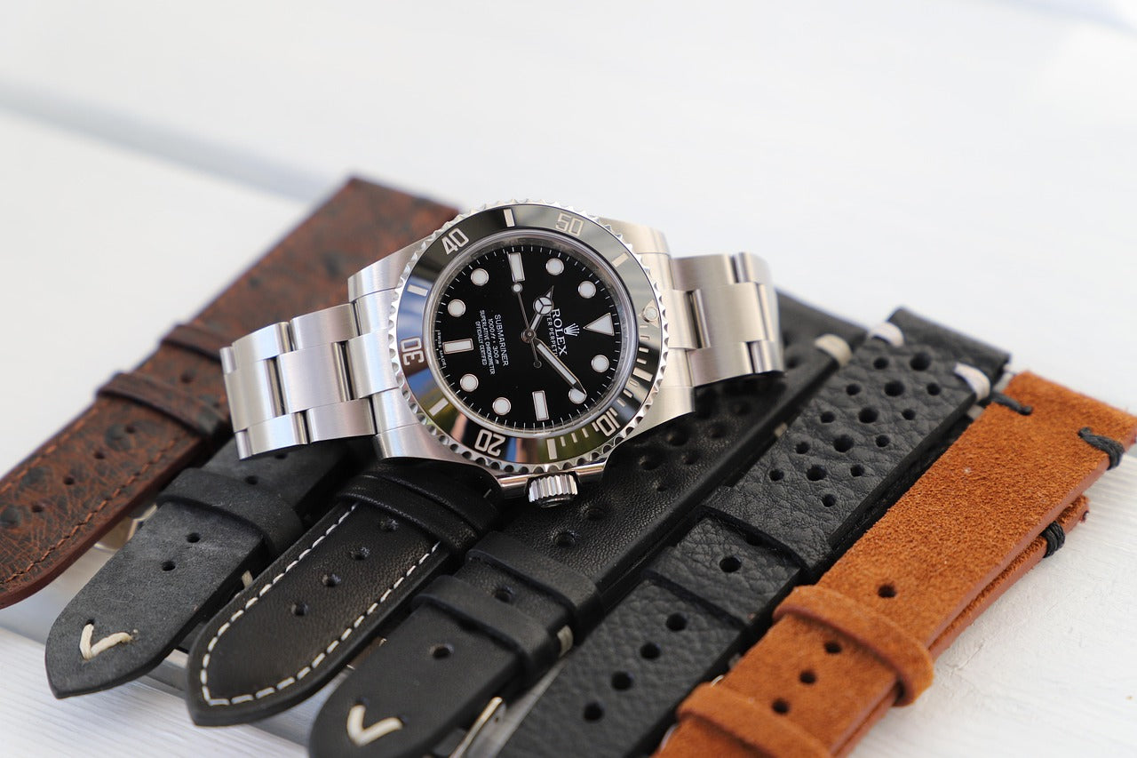 Uhrenarmbänder im Vergleich – Leder, Silikon, Textil oder Metall ...